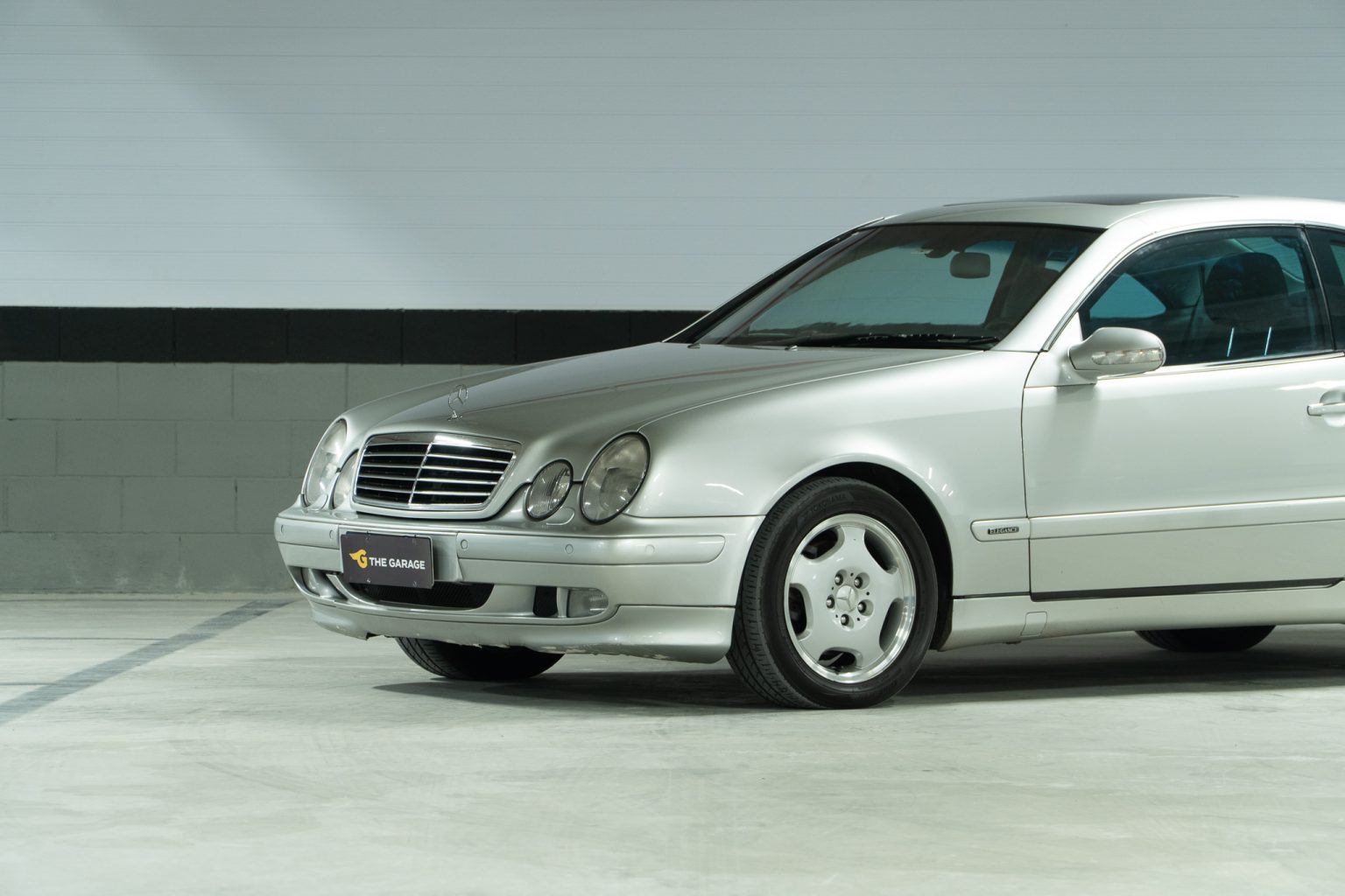 2000 Mercedes-Benz CLK 320 - Carros Clássicos - The Garage